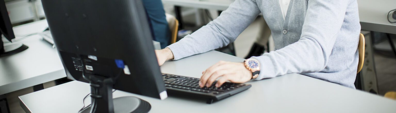 BSc (Hons) Digital and Technology Solutions Top Up (Networking) | Grimsby Institute